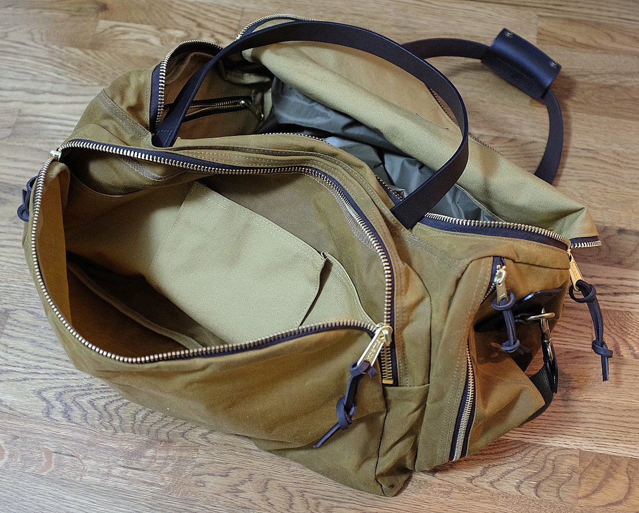In Hand: The Filson Excursion Bag | Red Clay Soul
