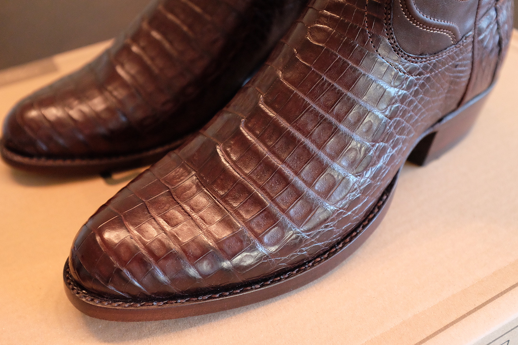 Tecovas Caiman | Red Clay Soul