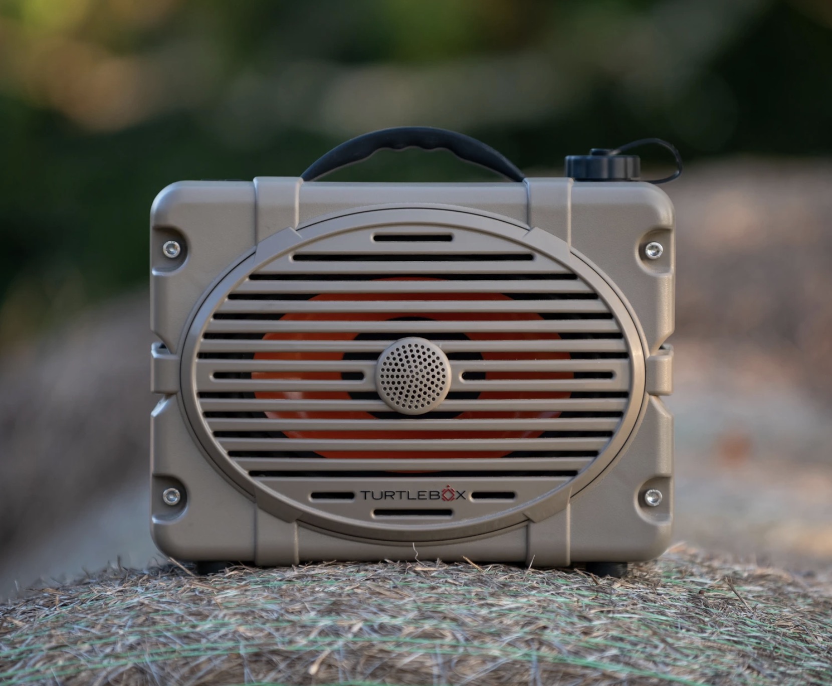 Giveaway Time: The Tan Turtlebox | Red Clay Soul